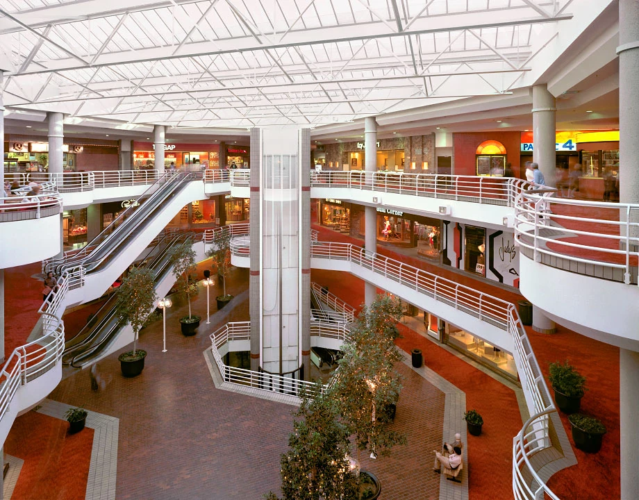 Santa Mira Mall | Double Trouble Wiki | Fandom