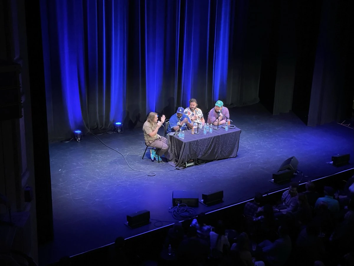 Kelly's Roast Beef with Jon Gabrus and Carl Tart (live) | Doughboys ...