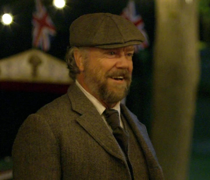 Joe Burns | Downton Abbey Italia Wiki | Fandom