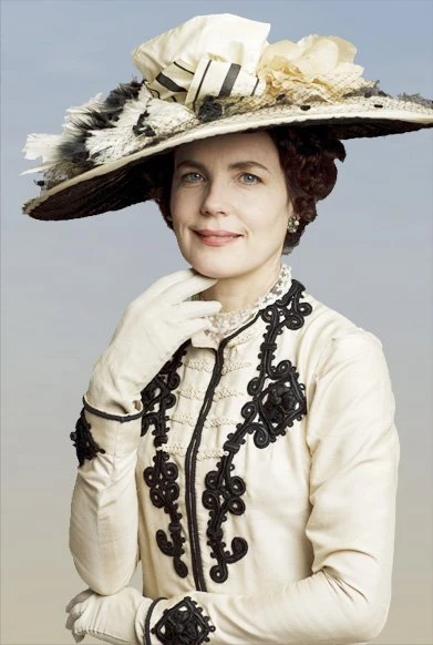 The Right Honourable Cora Crawley, Countess of Grantham | Downton Abbey ...