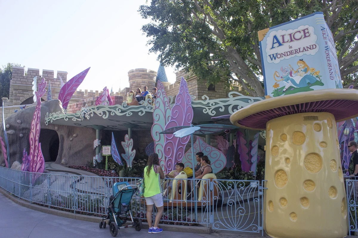 Alice In Wonderland | Disney Parks Wikia | Fandom