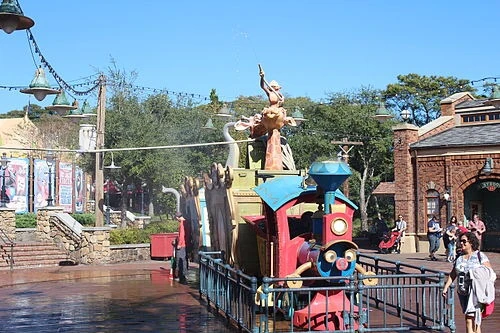 Casey Jr. Splash N Soak Station | Disney Parks Wikia | Fandom