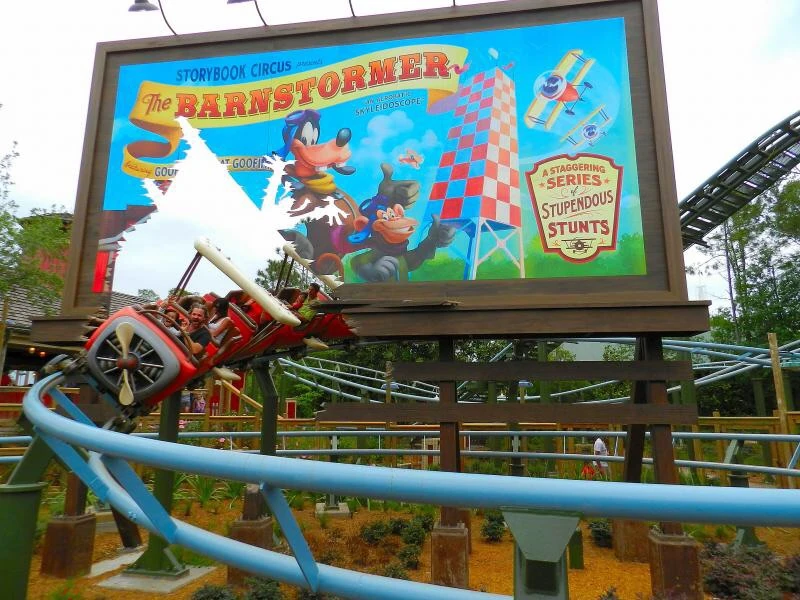 The Barnstormer Featuring The Great Goofini | Disney Parks Wikia | Fandom