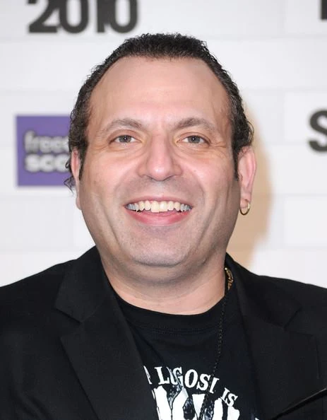 Ian Holt | Dracula Wiki | Fandom