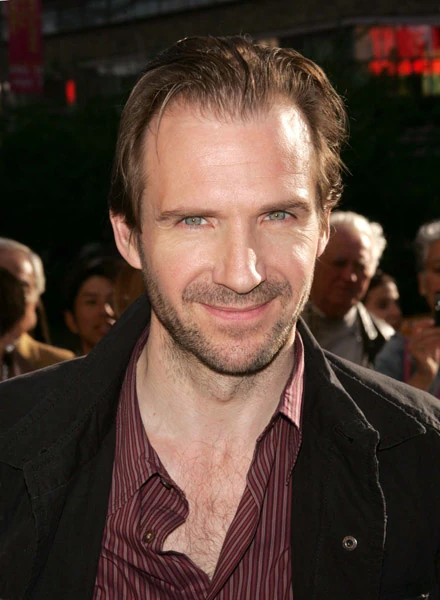 Ralph Fiennes | Drake y Josh Wiki | Fandom