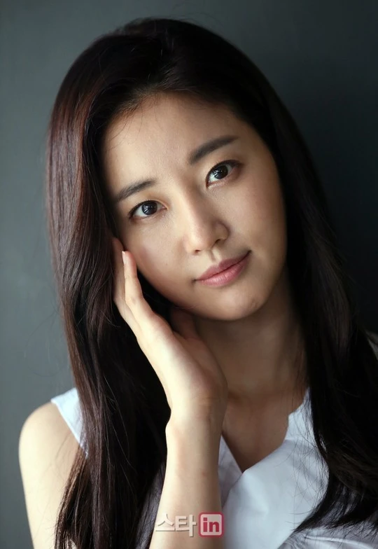Kim Sa Rang | Wiki Drama | Fandom