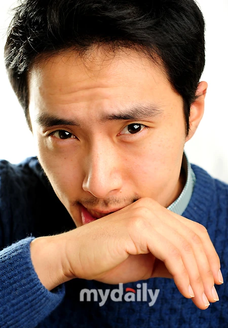 Jeon Shin Hwan | Wiki Drama | Fandom