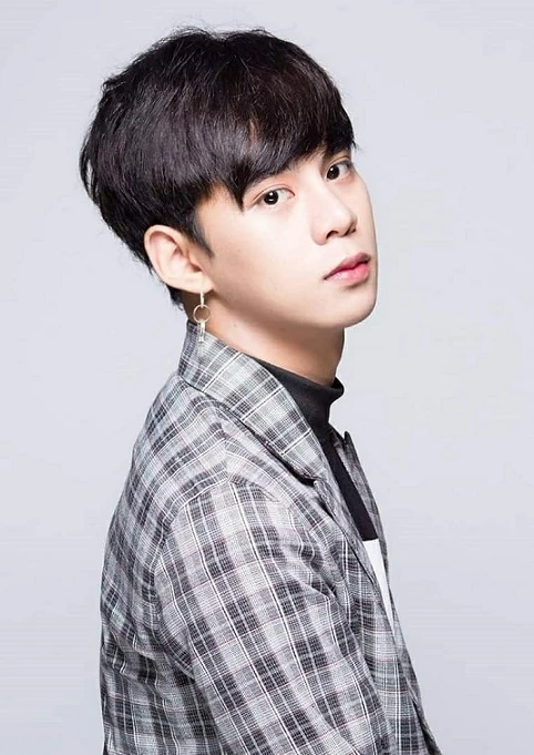 Khunnaphat Jaroenchim | Wiki Drama | Fandom