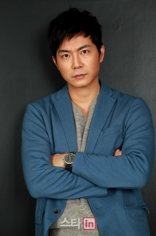 Min Jun Ho | Wiki Drama | Fandom