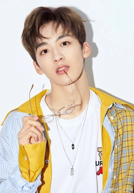 He Luo Luo | Wiki Drama | Fandom