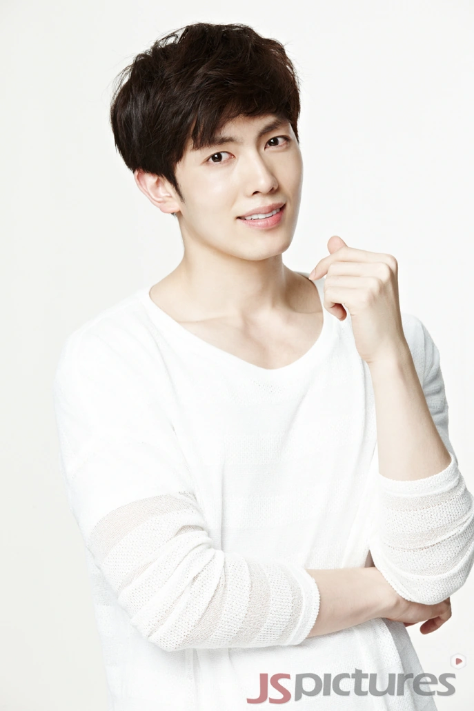 Park Sin Woo | Wiki Drama | Fandom