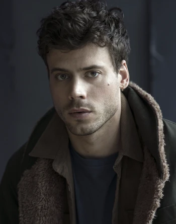 François Arnaud | Yellowjackets Wiki | Fandom