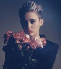 Miley Cyrus | Dream Casting Database (DCDB) Wiki | Fandom