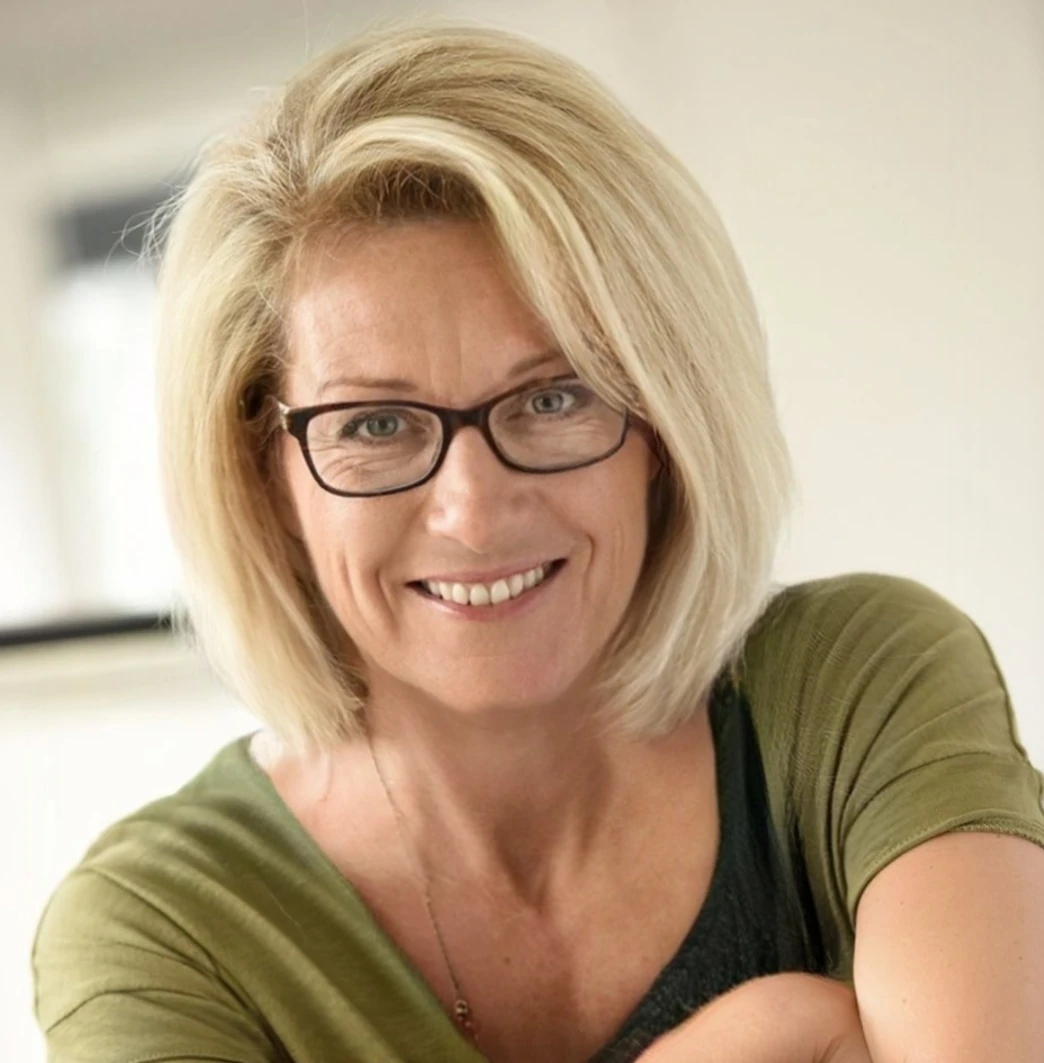 Isla Wood | Dream Fiction Wiki | Fandom