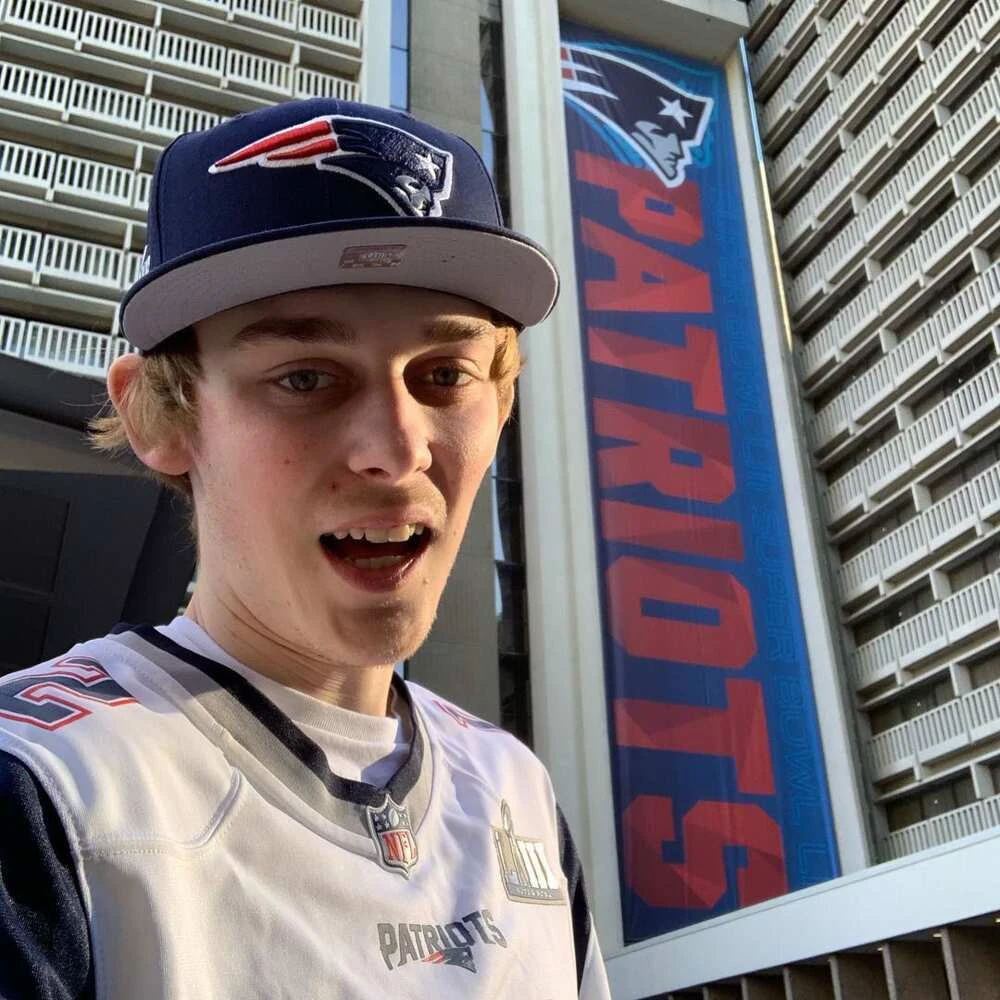 Logan Thirtyacre | Dr Gib & GuyDude Wiki | Fandom