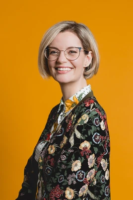 Siobhan Thompson | Dropout Wiki | Fandom