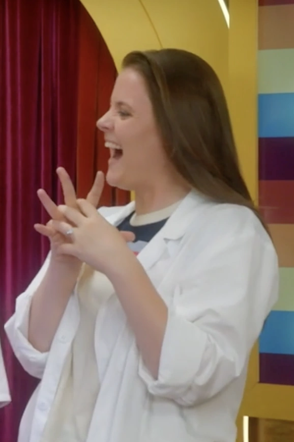 Kait Thompson | Dropout Wiki | Fandom