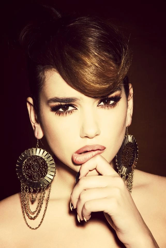 Arton Humolli | Dua Lipa Wiki | Fandom