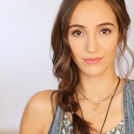 Stephanie Panisello | Dubbing Wikia | Fandom