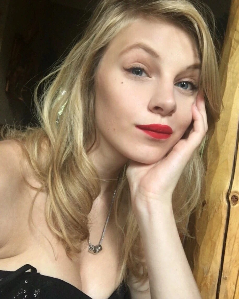 Sydney Ann Poniewaz | Dubbing Wikia | Fandom