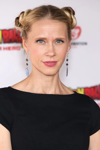 Meredith McCoy | Dubbing Wikia | Fandom