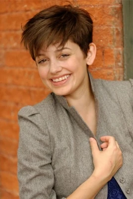 Janelle Lutz | Dubbing Wikia | Fandom