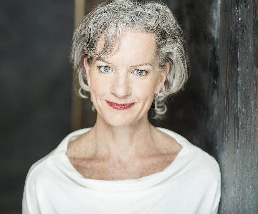 Tracey Hoyt | Dubbing Wikia | Fandom