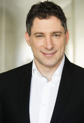 Jonathan Lipow | Dubbing Wikia | Fandom