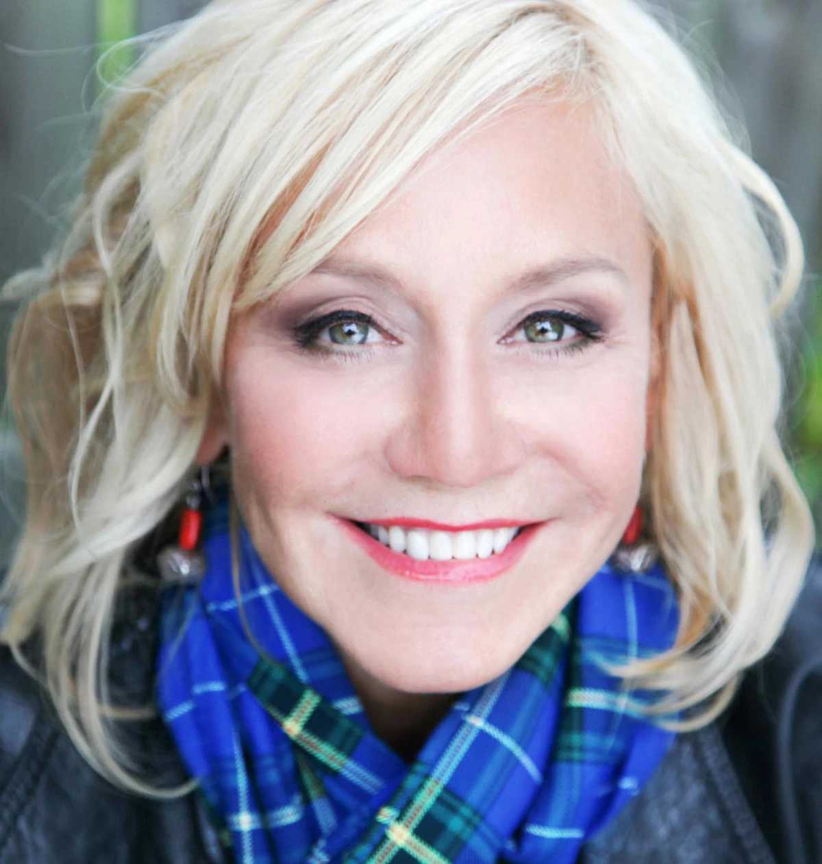 Lenore Zann | Dubbing Wikia | Fandom