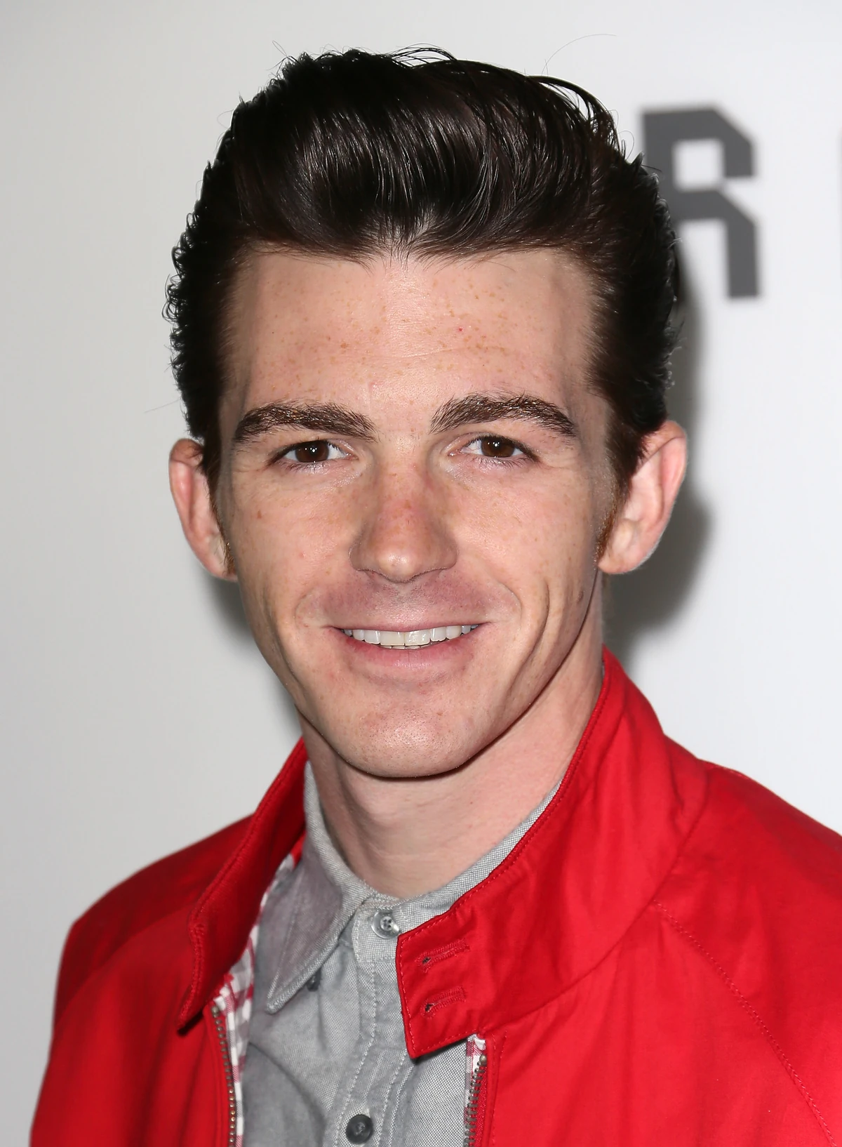 Drake Bell | Dubbing Wikia | Fandom