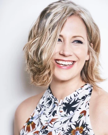 Cissy Jones | Dubbing Wikia | Fandom