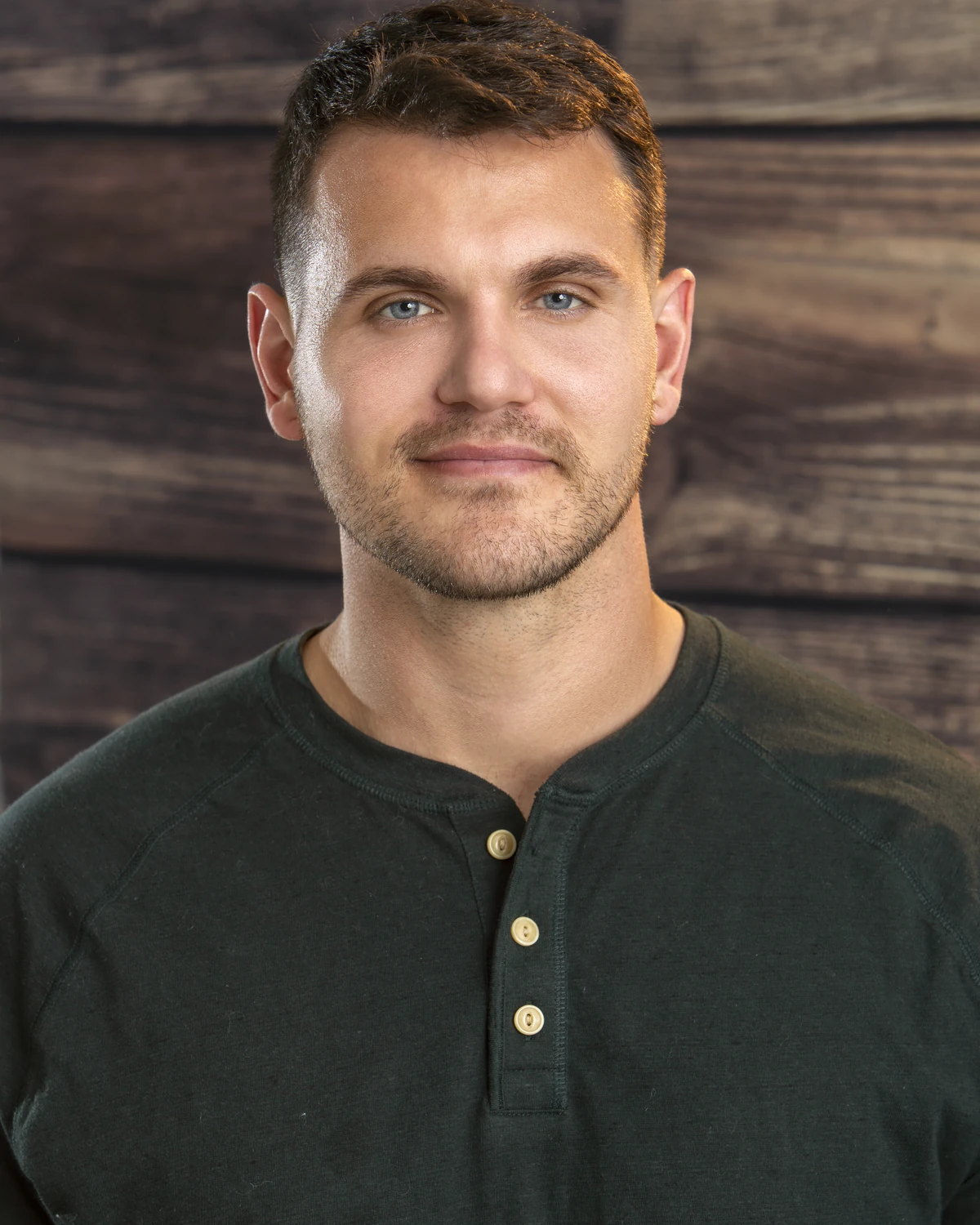 Jonny Carlson | Dubbing Wikia | Fandom