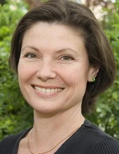 Louise Raeder | Dubbingpedia Wiki | Fandom