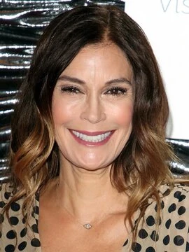 Teri Hatcher | Dublapédia | Fandom