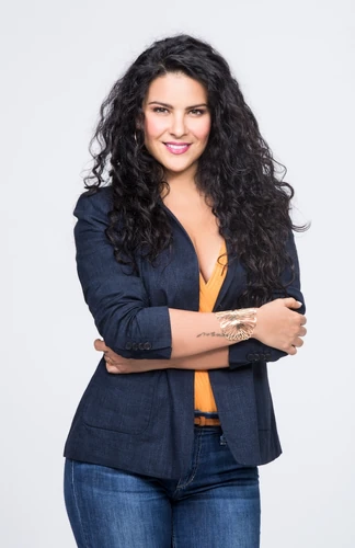 Litzy | Dublapédia | Fandom