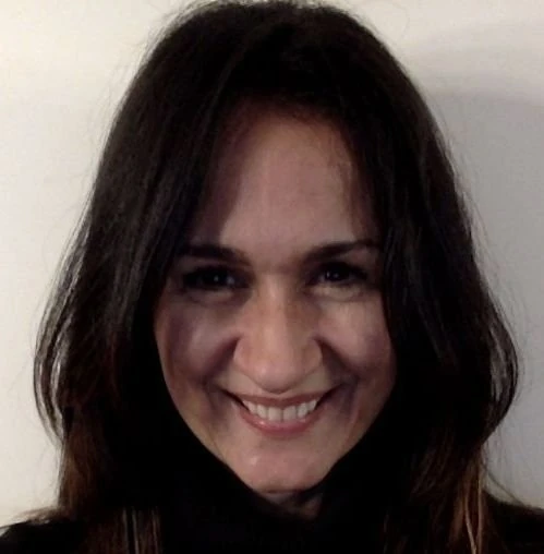 Larissa de Lara | Dublapédia | Fandom