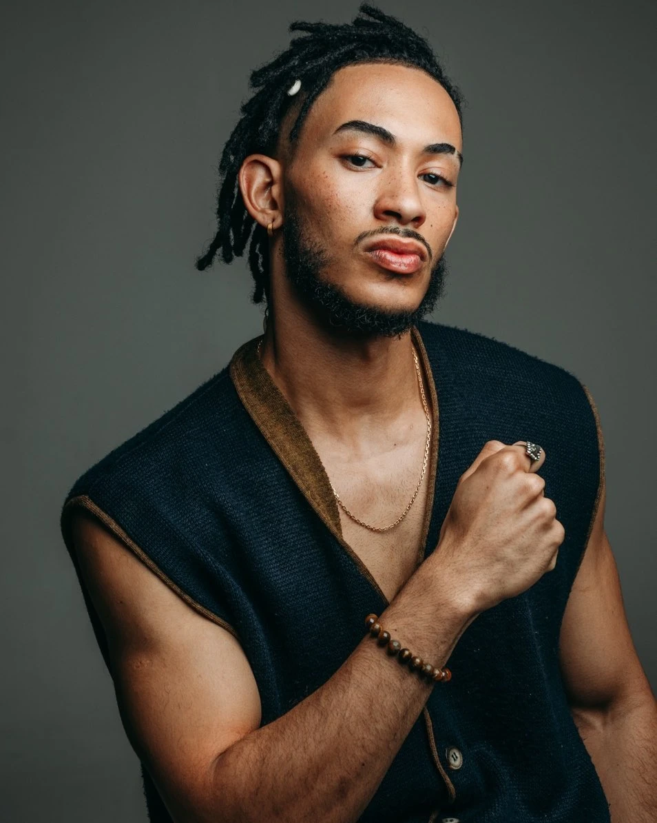 Alexandre Apolinário | Dublapédia | Fandom