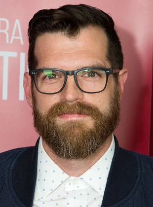 Timothy Simons | Dublapédia | Fandom