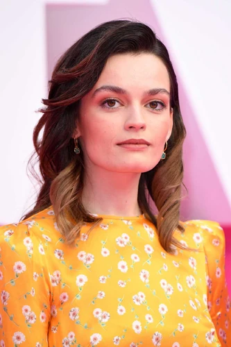 Emma Mackey | Dublapédia | Fandom