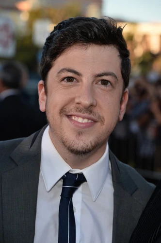 Christopher Mintz-Plasse | Dublapédia | Fandom