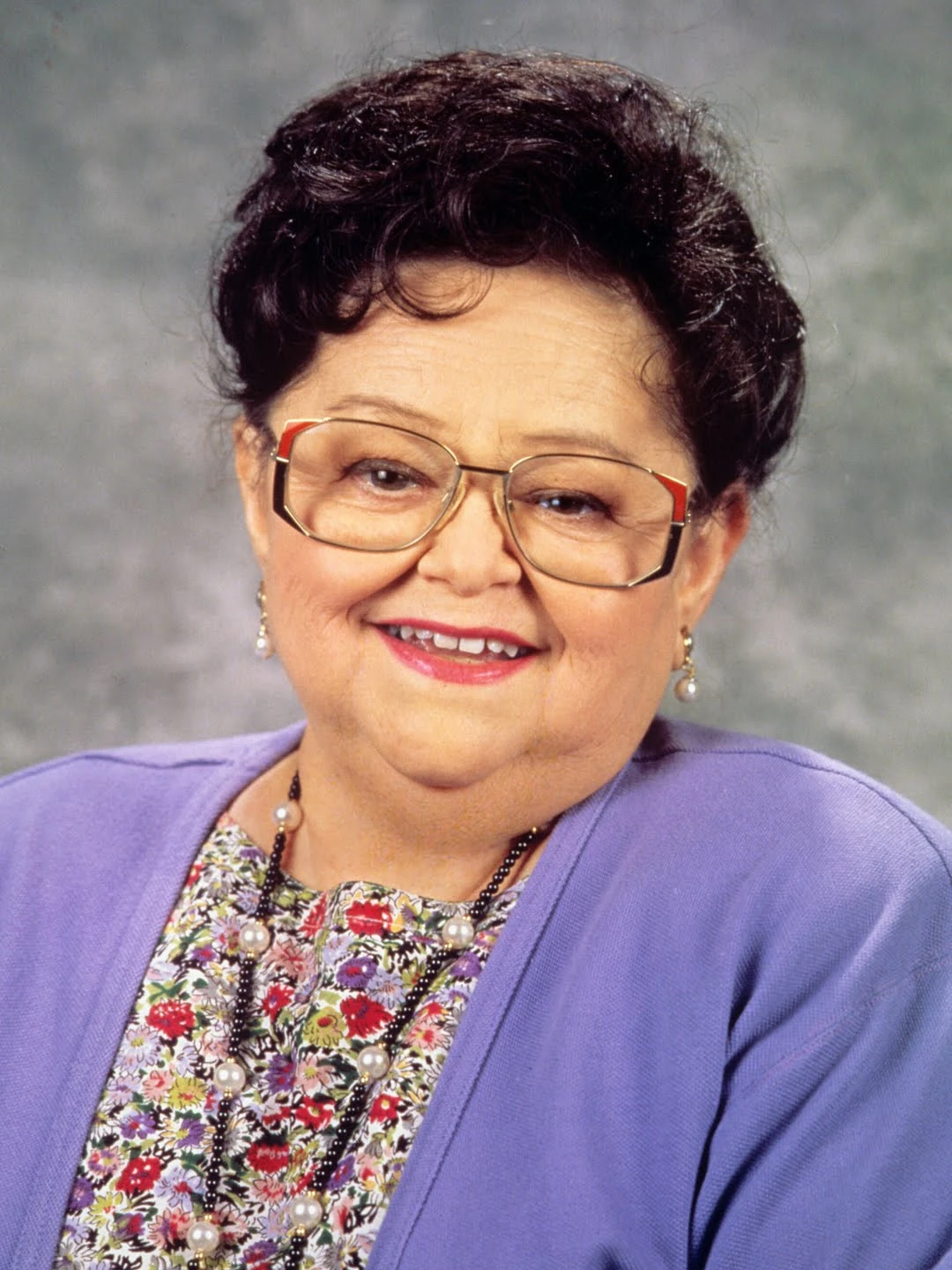 Zelda Rubinstein | Dublapédia | Fandom