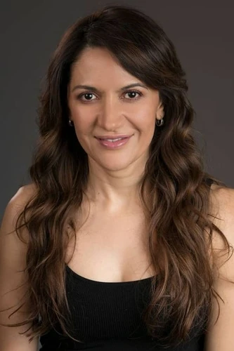 Perla Corona | Dublapédia | Fandom