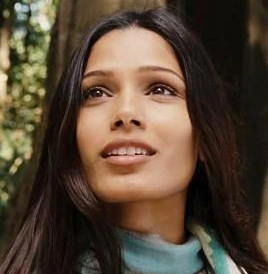 Freida Pinto | Dublapédia | Fandom