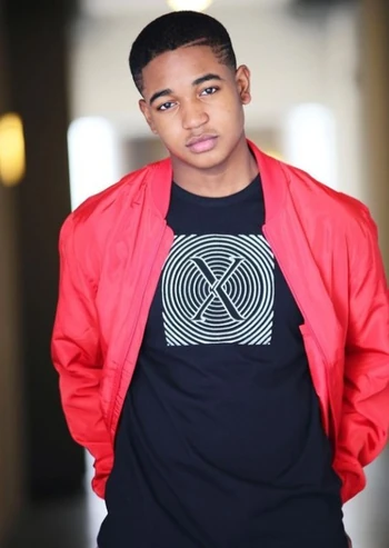 Issac Ryan Brown | Dublapédia | Fandom