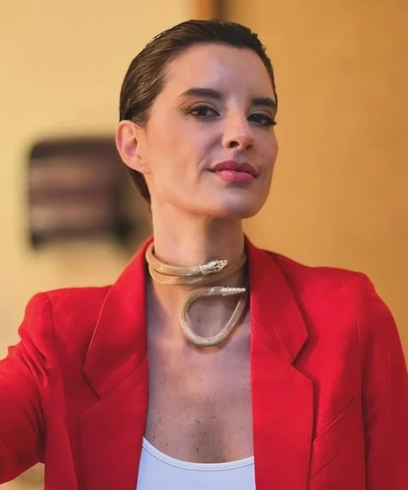 Ana Wills | Dublapédia | Fandom