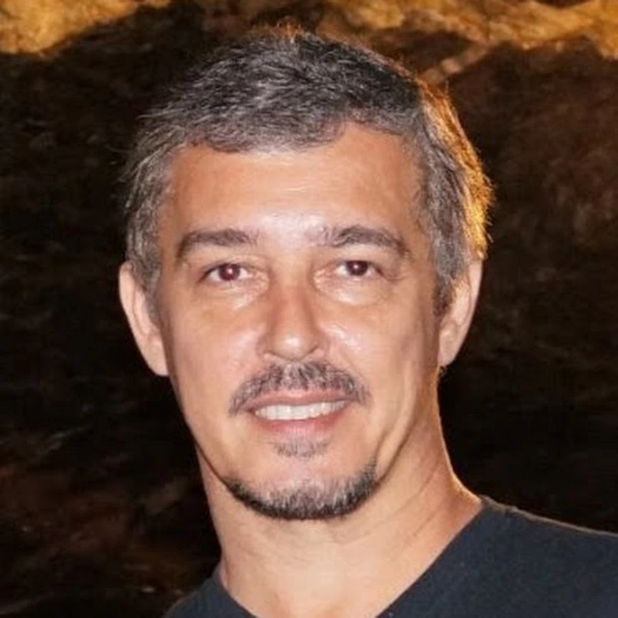 Carlos Tureta | Dublapédia | Fandom