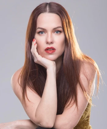 Adriana Williams | Dublapédia | Fandom