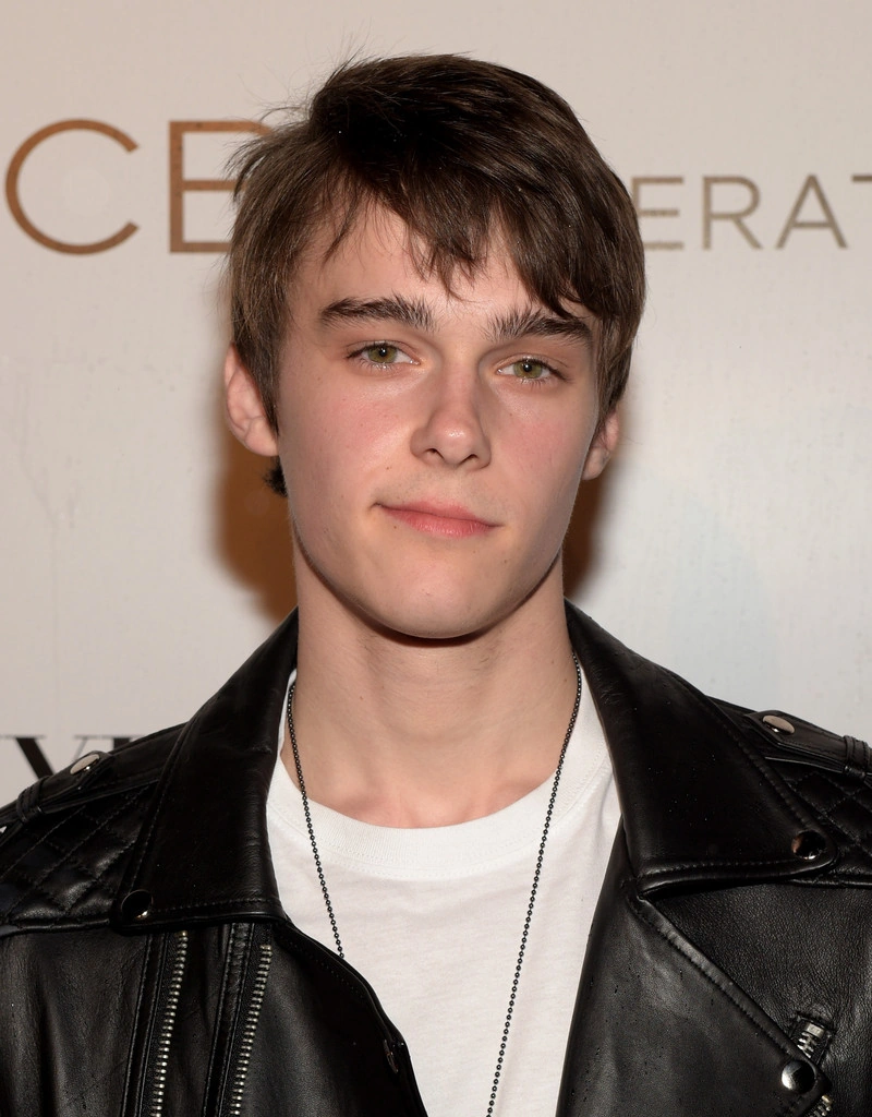 Mitchell Hope | Dublapédia | Fandom