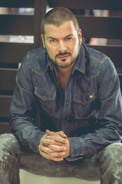 Tommy Vásquez | Dublapédia | Fandom