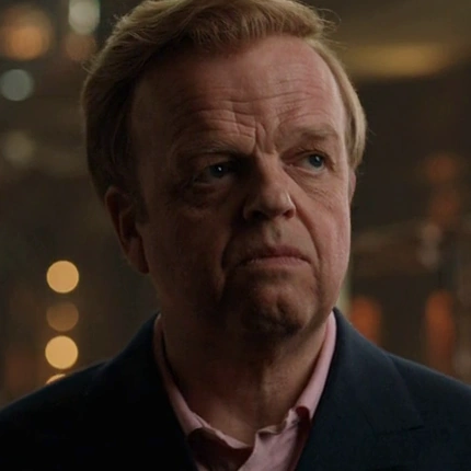 Toby Jones | Dublapédia | Fandom